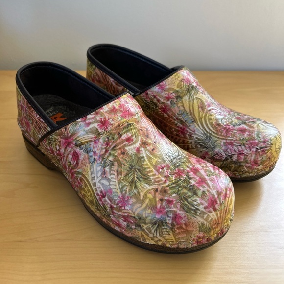 Dansko | Shoes | Dansko Xp Professional Hawaiian Floral Clog 4 | Poshmark